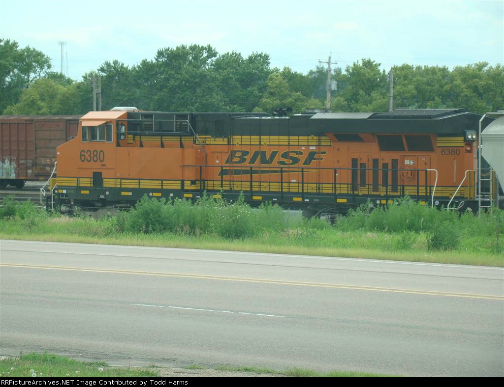 BNSF 6380